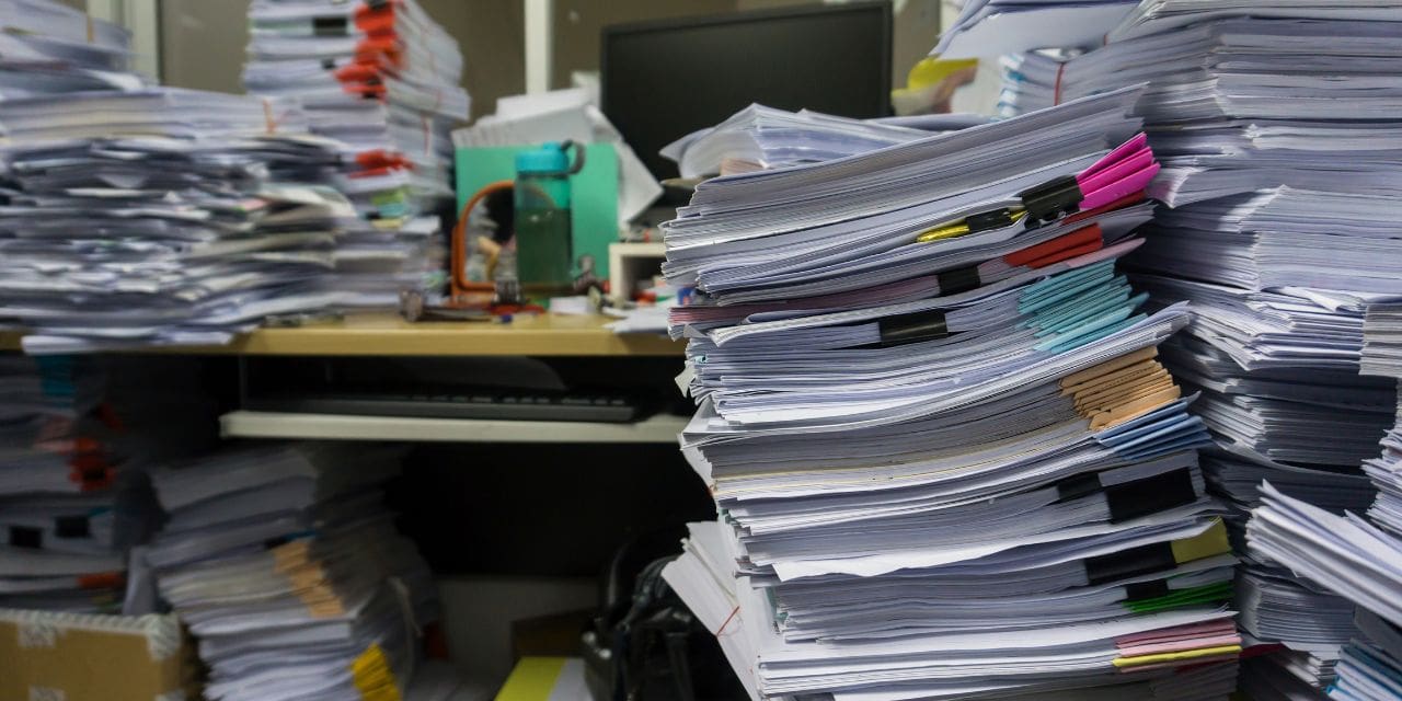 7 Telltale Signs It's Time to Purge Your Documents | Blue-Pencil